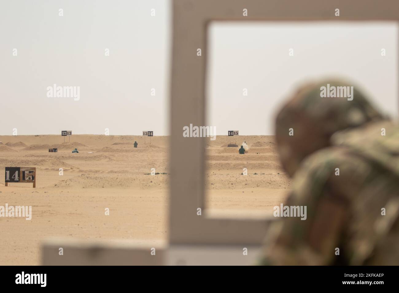 U.S. Army Soldiers from the 35th Infantry Division conduct M17 and M4 ...