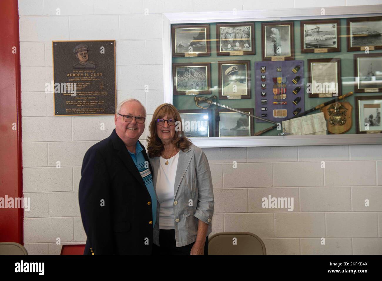 GREAT LAKES, Il. (Sep. 22, 2022) Capt. (ret.) John White tours the USS ...