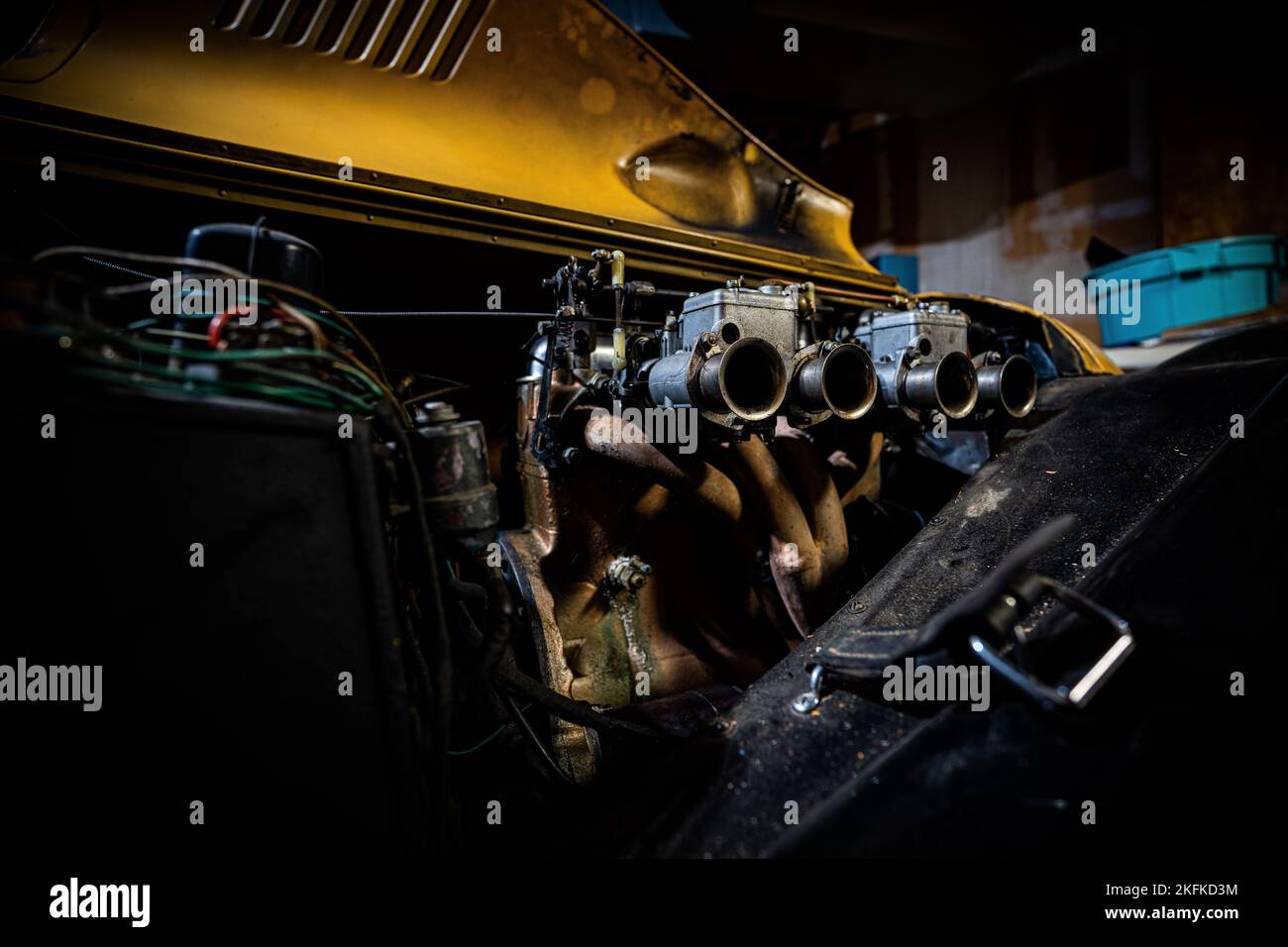 Carburetors hi-res stock photography and images - Alamy