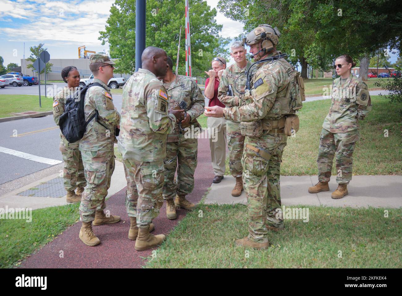 Lt. Gen. R. Scott Dingle, the U.S. Army Surgeon General and Commanding ...