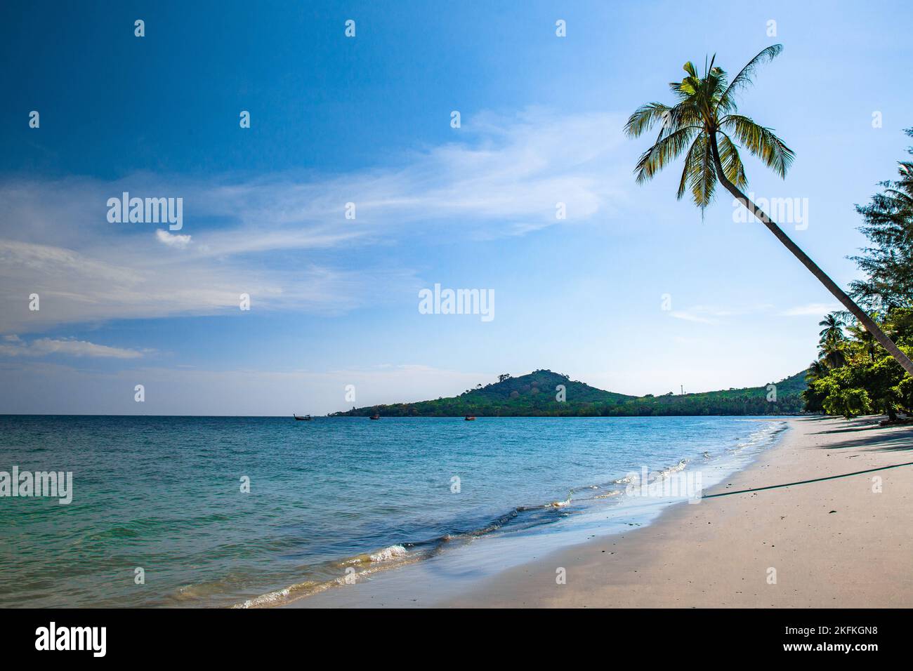 Beach view with long tail boats in koh Mook or koh Muk island, in Trang ...