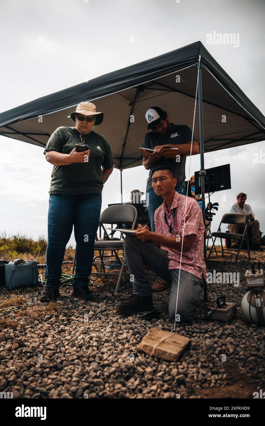 Scientists and engineers with Argonne National Laboratory and Naval ...