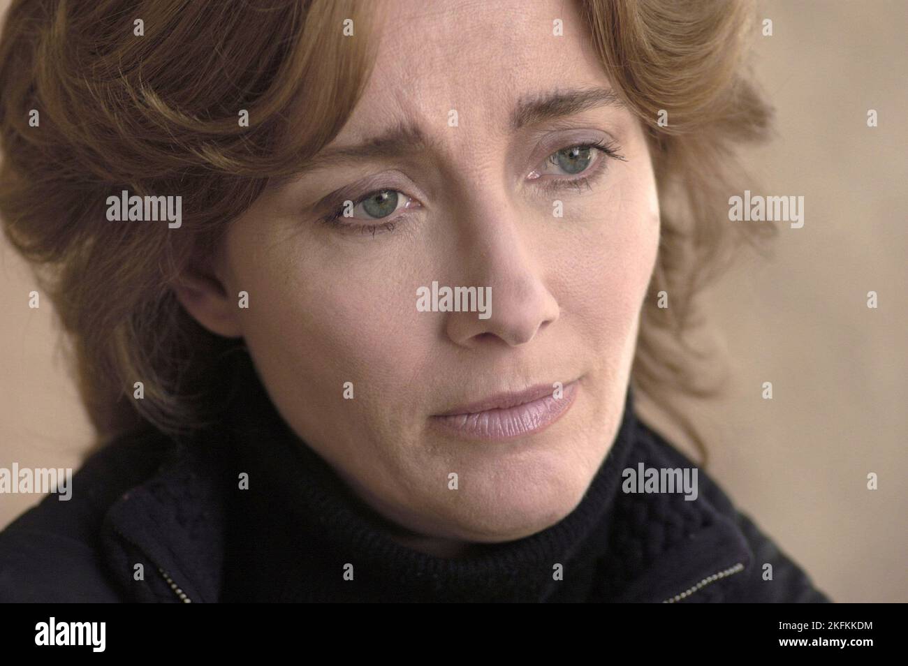 EMMA THOMPSON in ANGELS IN AMERICA (2003), directed by MIKE NICHOLS ...