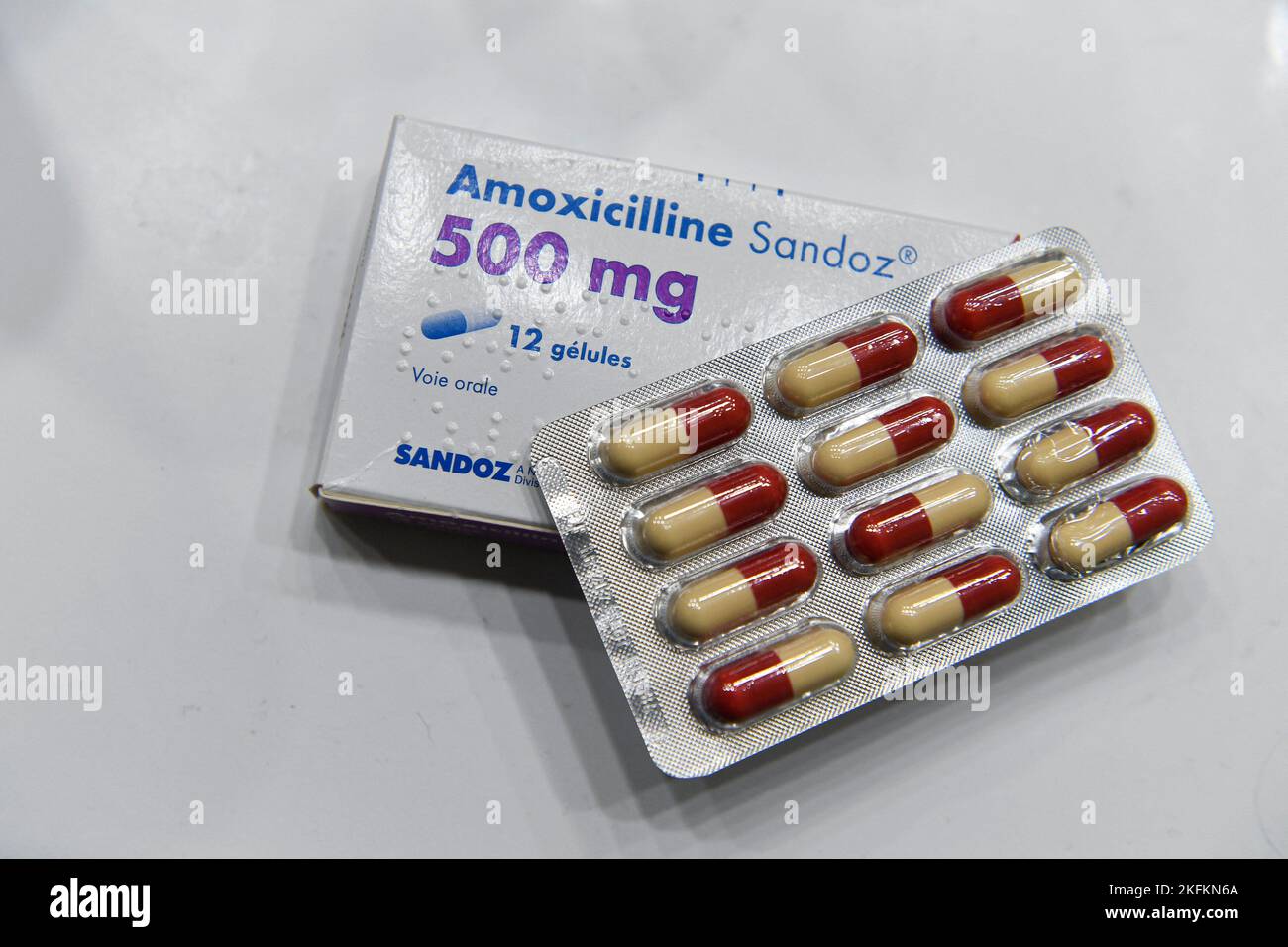 Drug scarcity hi-res stock photography and images - Alamy