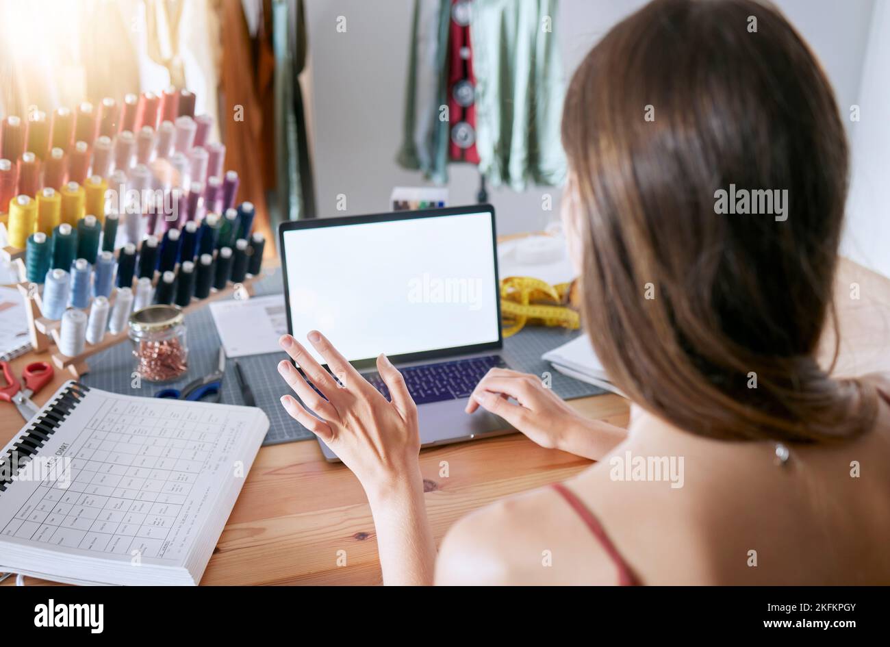 Woman planning calendar schedule hi-res stock photography and images ...
