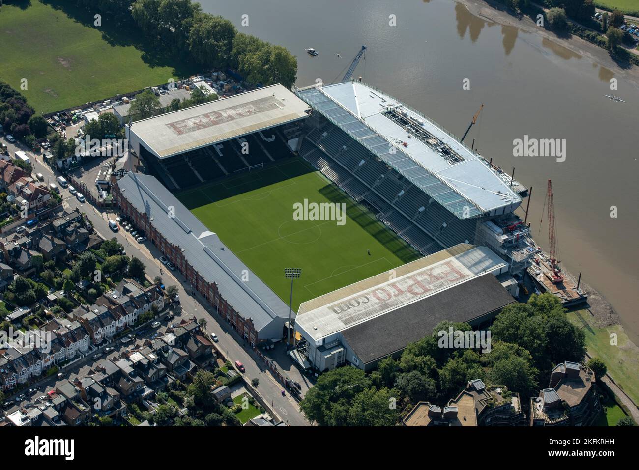 Craven cottage aerial hi-res stock photography and images - Alamy