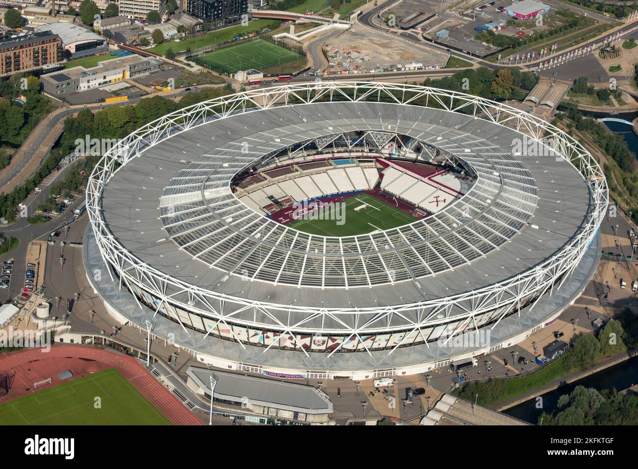 Newham london olympic aerial hi-res stock photography and images - Alamy