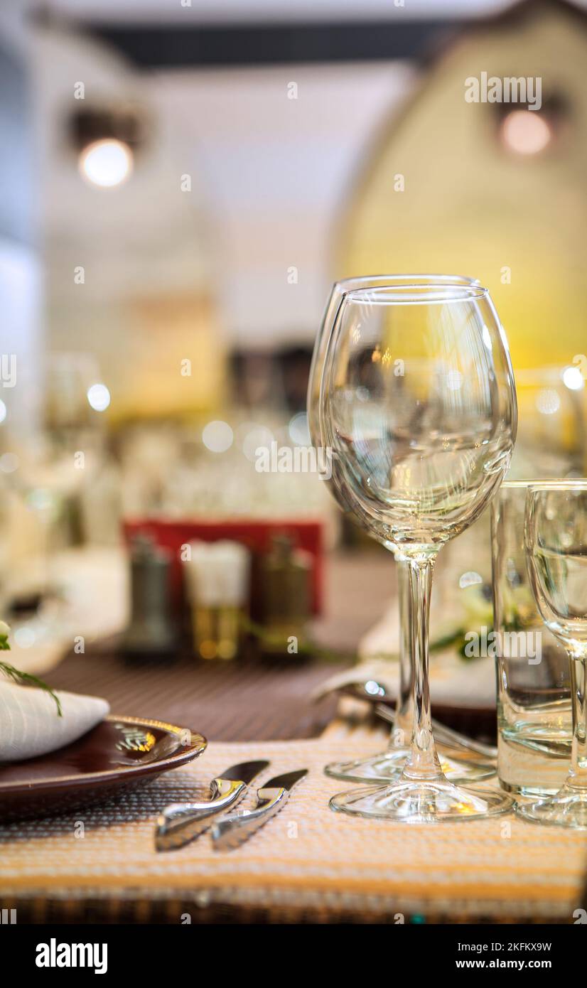 Servise hi-res stock photography and images - Alamy