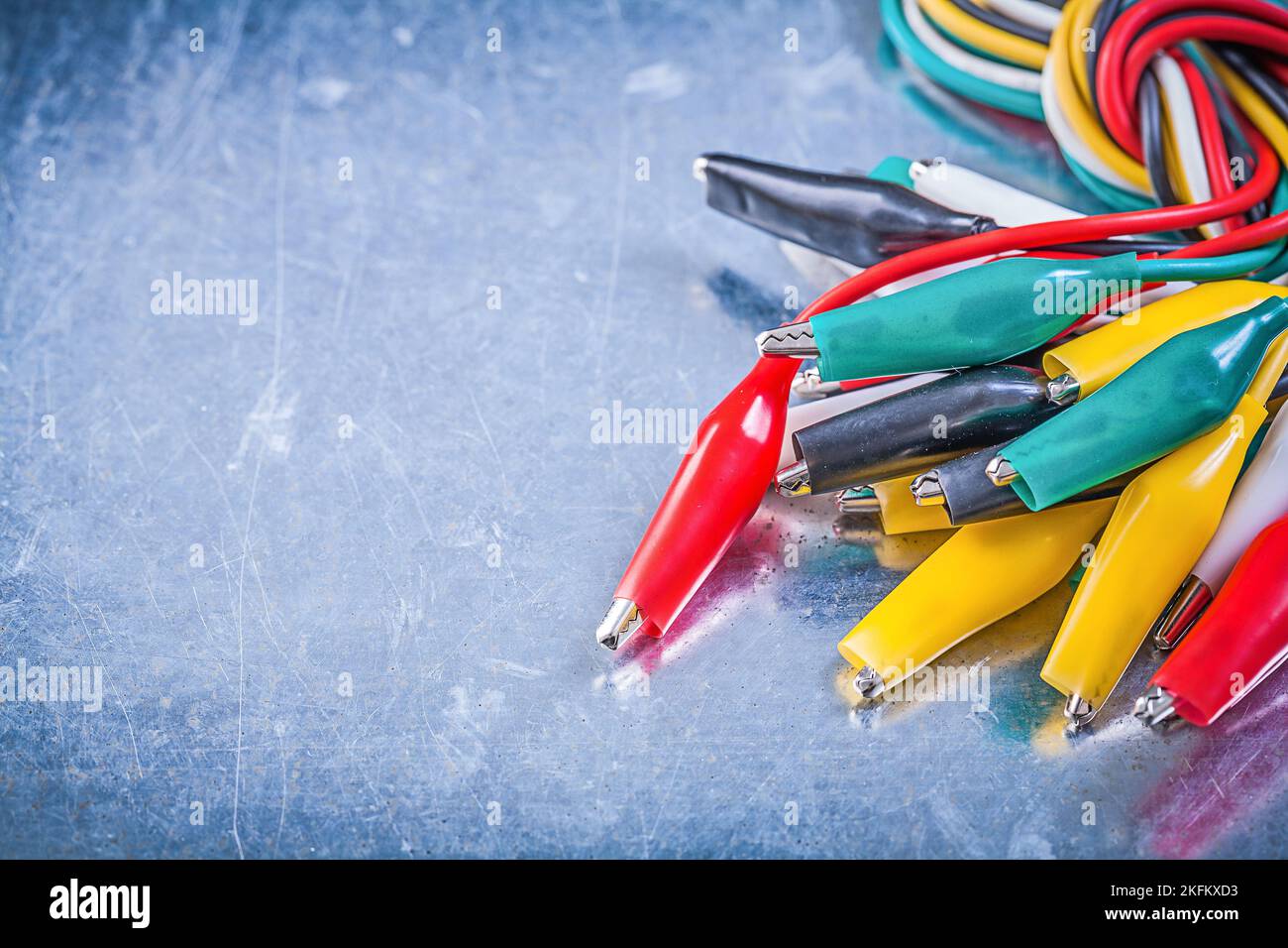 Cable crocodiles hi-res stock photography and images - Alamy