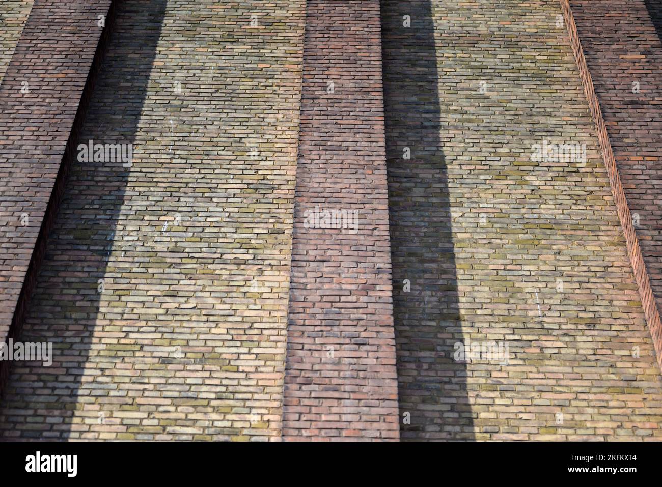 Different colored bricks hi-res stock photography and images - Alamy