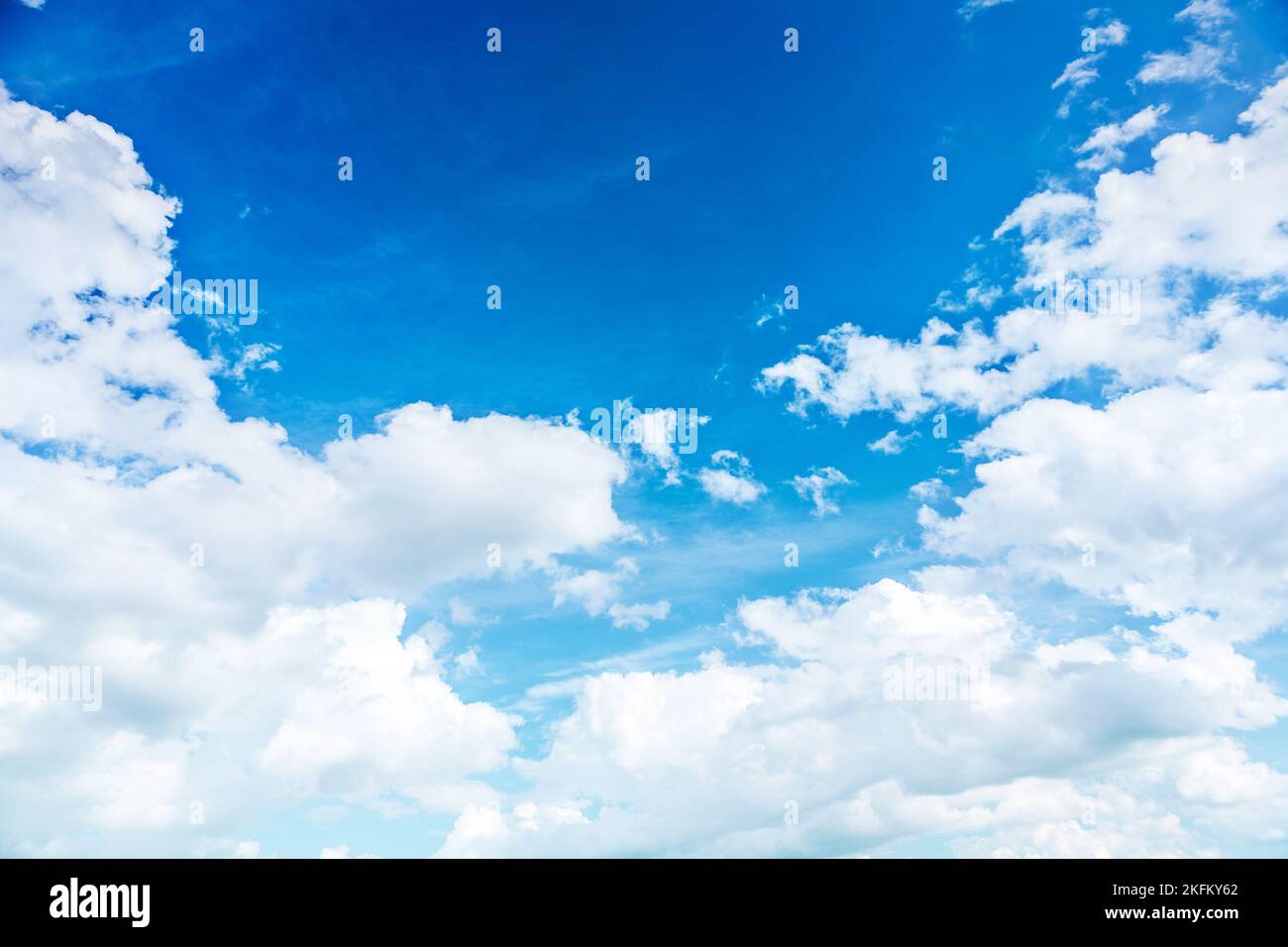 blue cloudy sky Stock Photo - Alamy