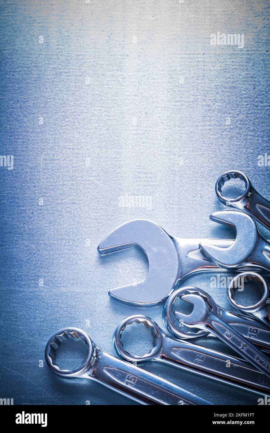 Adjusting spanners hi-res stock photography and images - Alamy