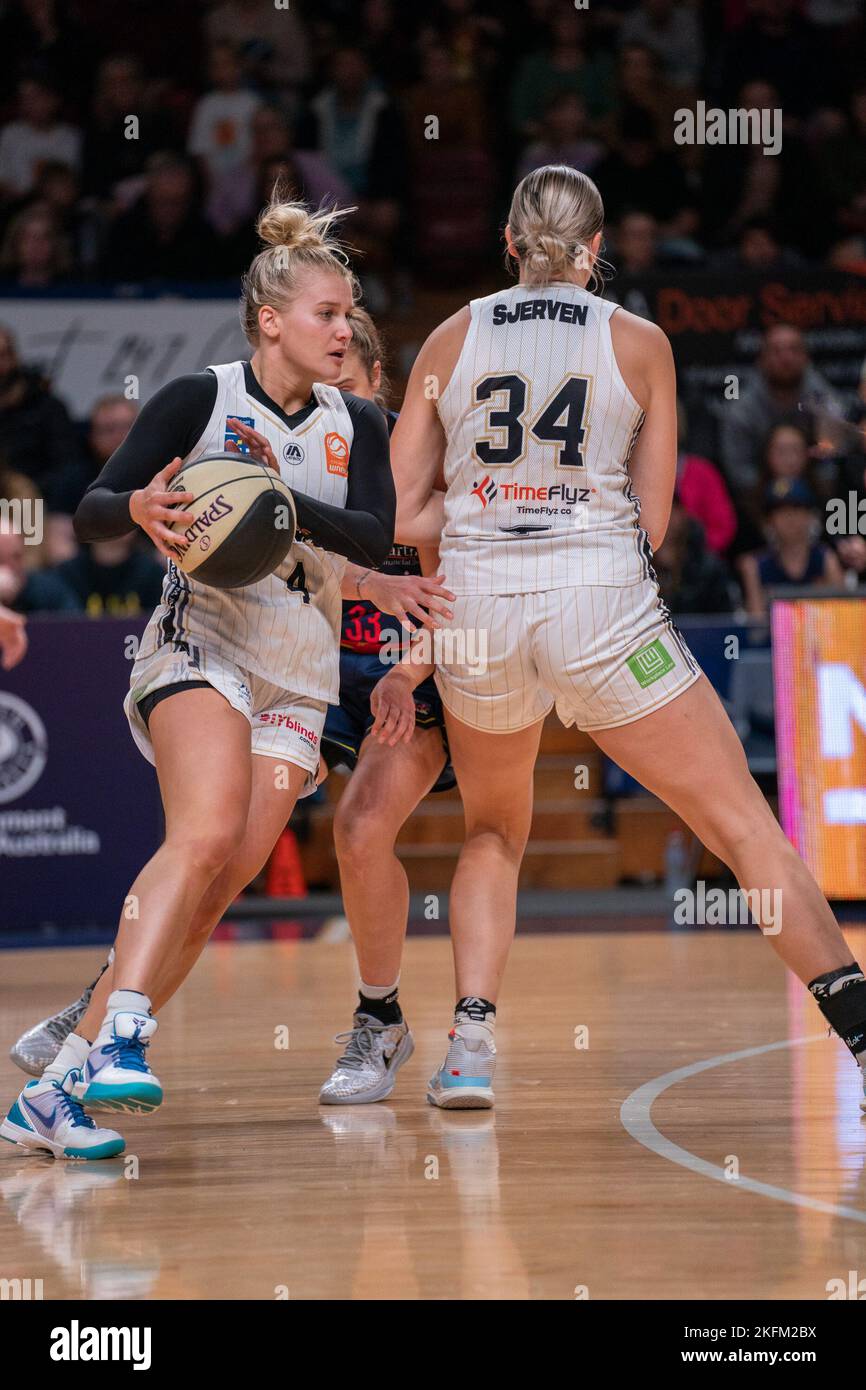 Adelaide, South Australia, November 19th 2022: Hannah Sjerven (34 ...