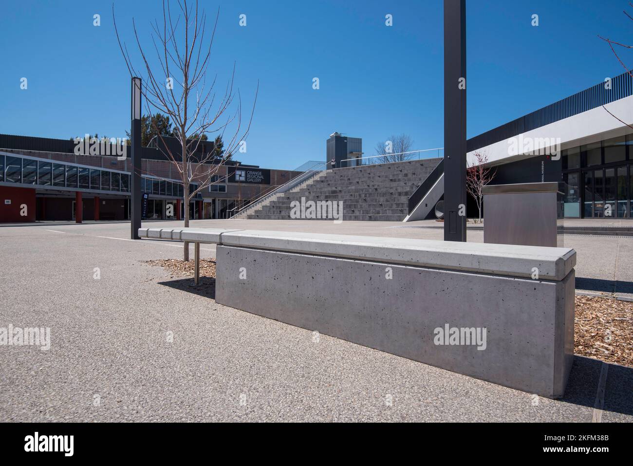 Seating in a museum hi-res stock photography and images - Alamy