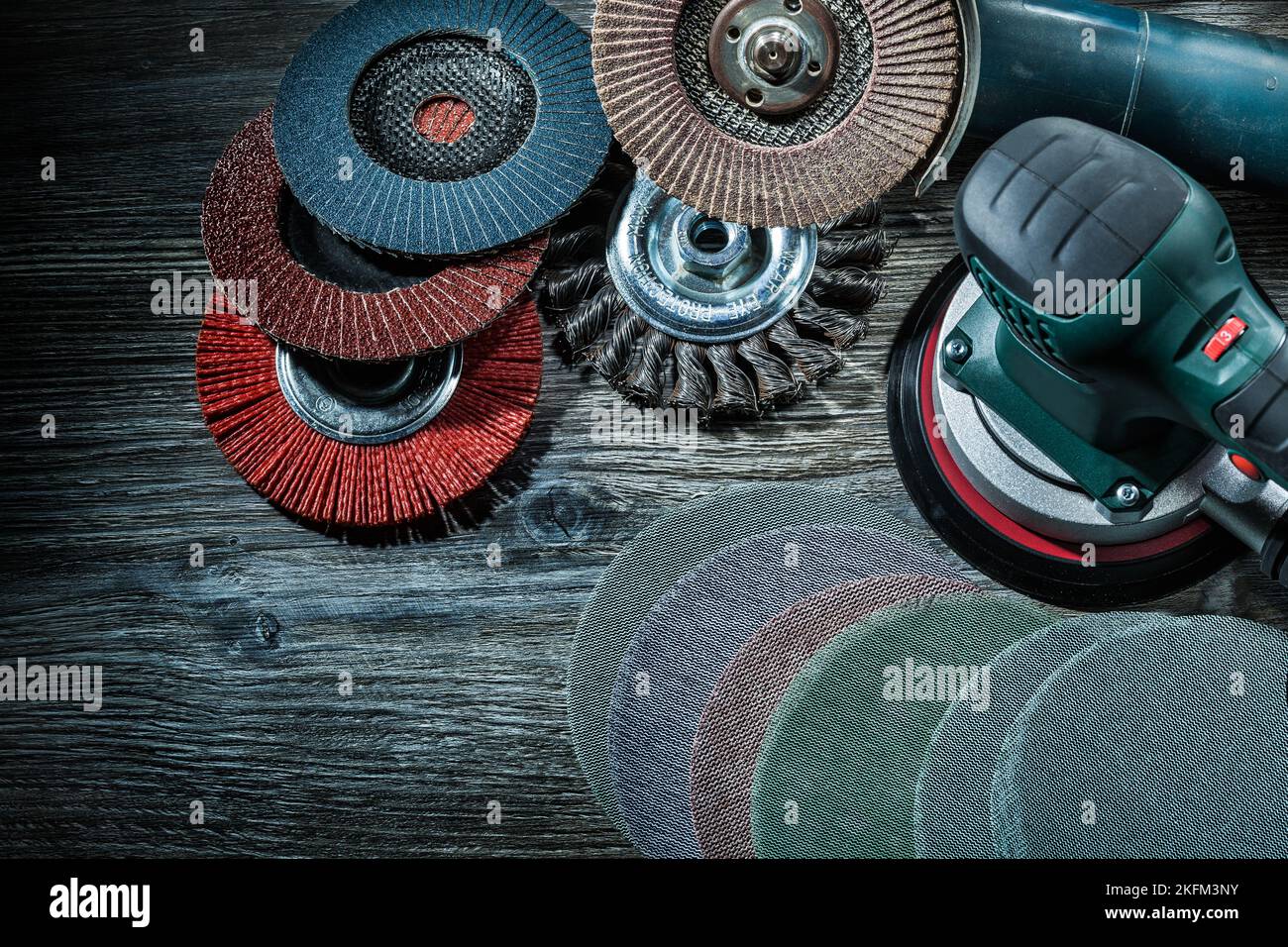 electric hand detail sanders with wheels and discs for it on vintage ...