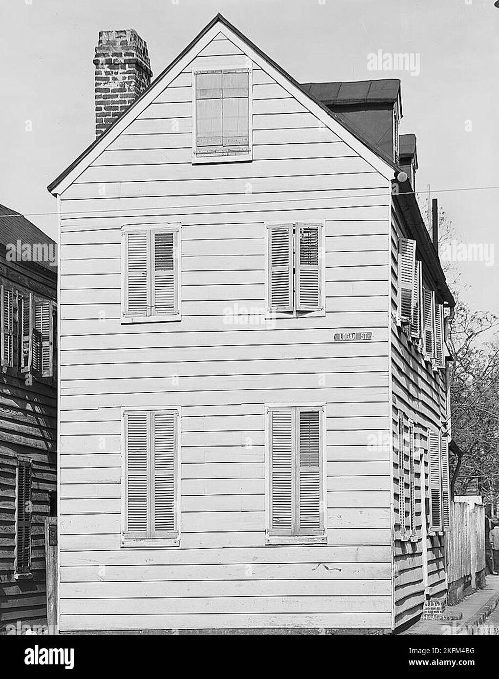 Walker Evans - Frame-house, Charlestown, South Carolina, USA - 1936 ...