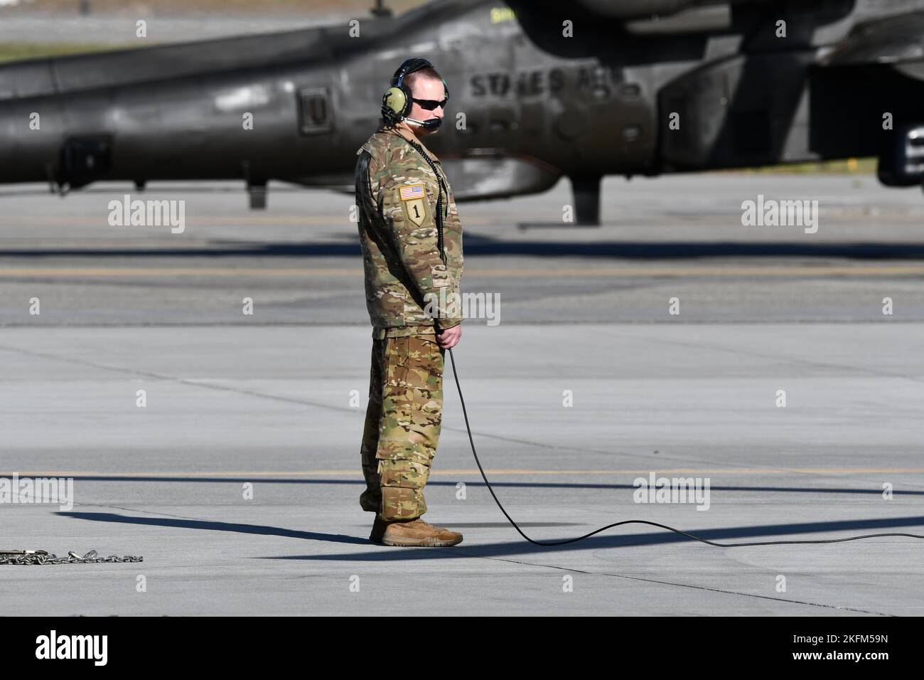 Sergeant First Class Brandon Estes facilitates the ground movement of ...