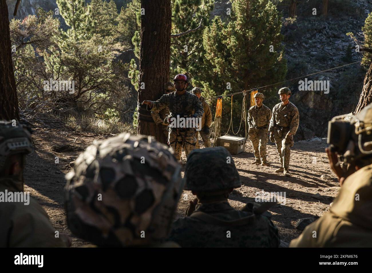 U.S. Marines with Echo Company, 2nd Battalion, 1st Marine Regiment, 1st ...