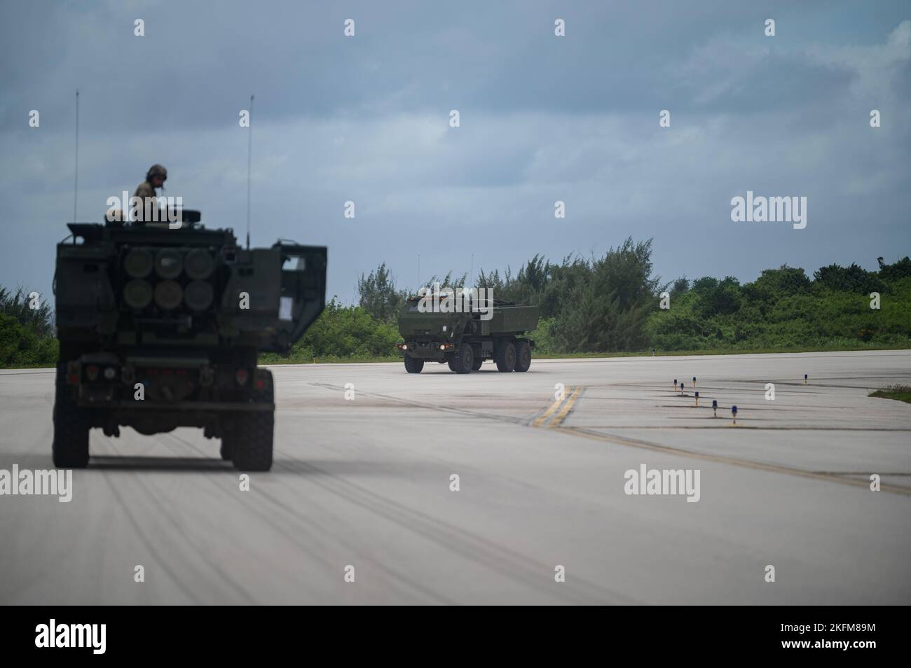A U.S. Army M142 High Mobility Artillery Rocket System from the 17th ...