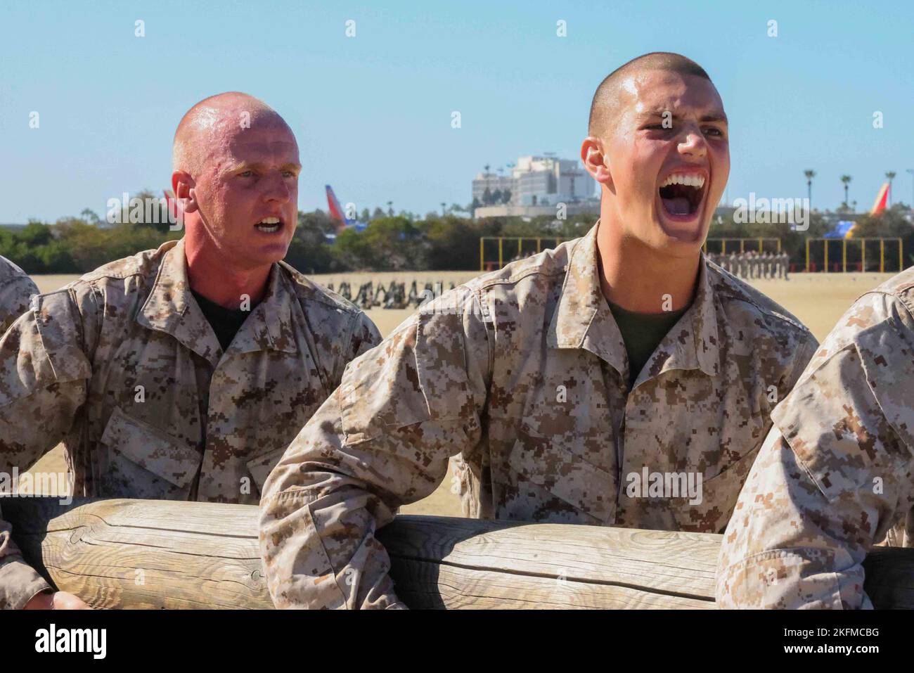 U.S. Marine Corps recruits with Mike Company, 3rd Recruit Training ...