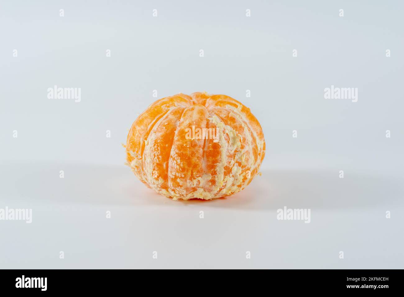 Slice tangerine close up hi-res stock photography and images - Alamy