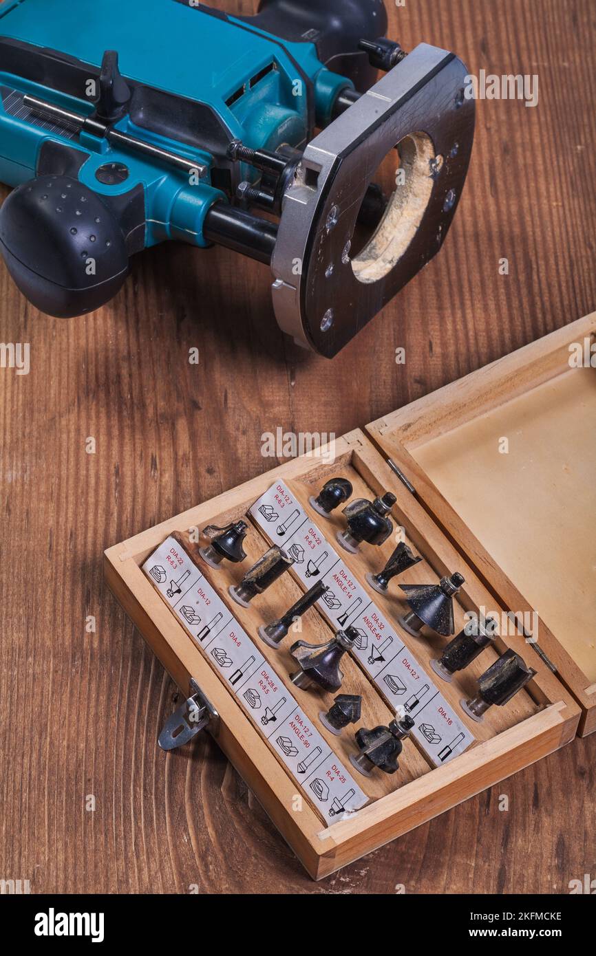 roundover router bits for woodworking in wooden box and plunge pouter ...