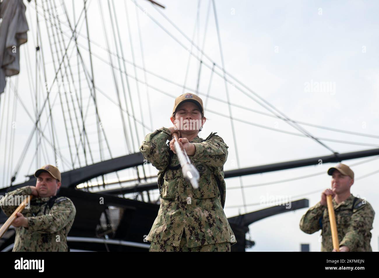 BOSTON (Sept. 27, 2022) U.S. Navy petty officers first class, selected ...