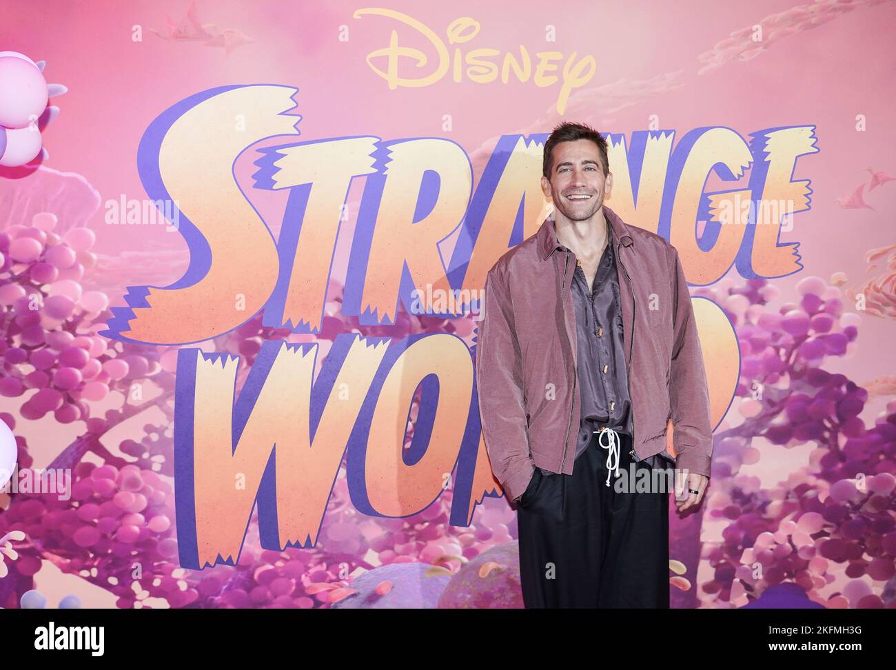 Jake Gyllenhaal arrives at a screening of Walt Disney Animation Studios ...