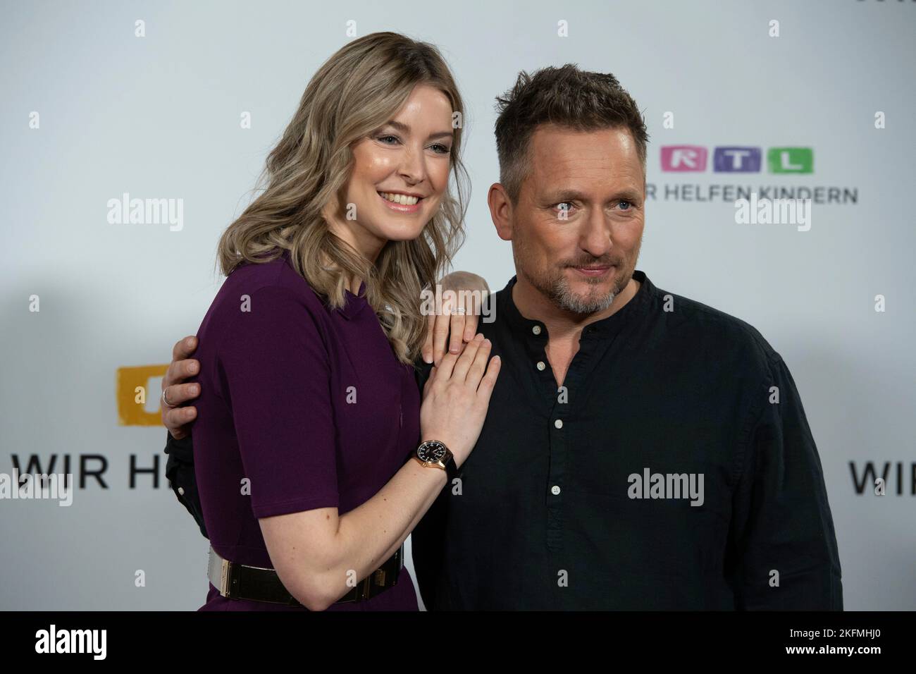 Lars PAPE, actor, Nina ENSMANN, actress, 27th RTL donation marathon "We ...