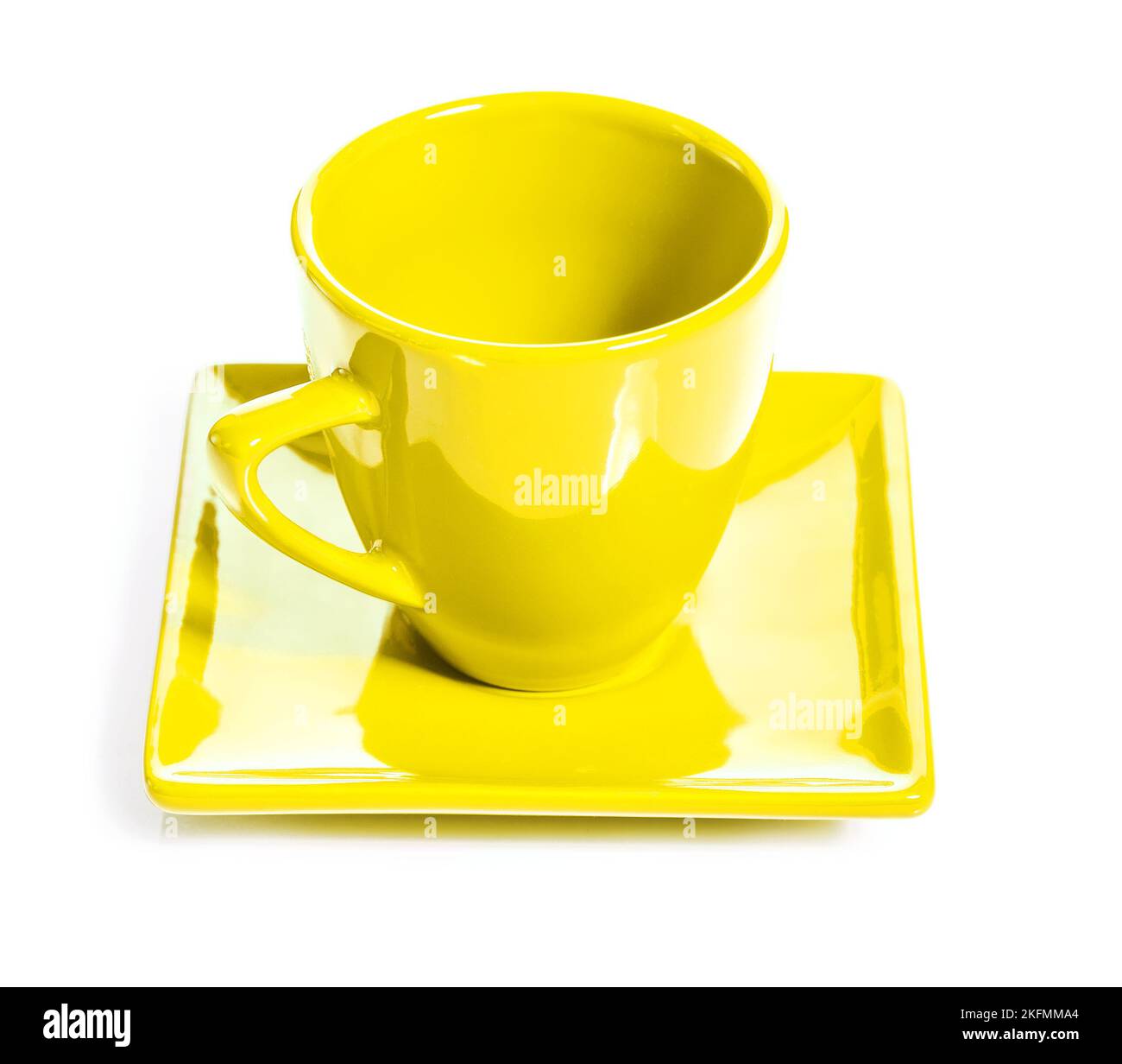 yellow coffee cup Stock Photo - Alamy
