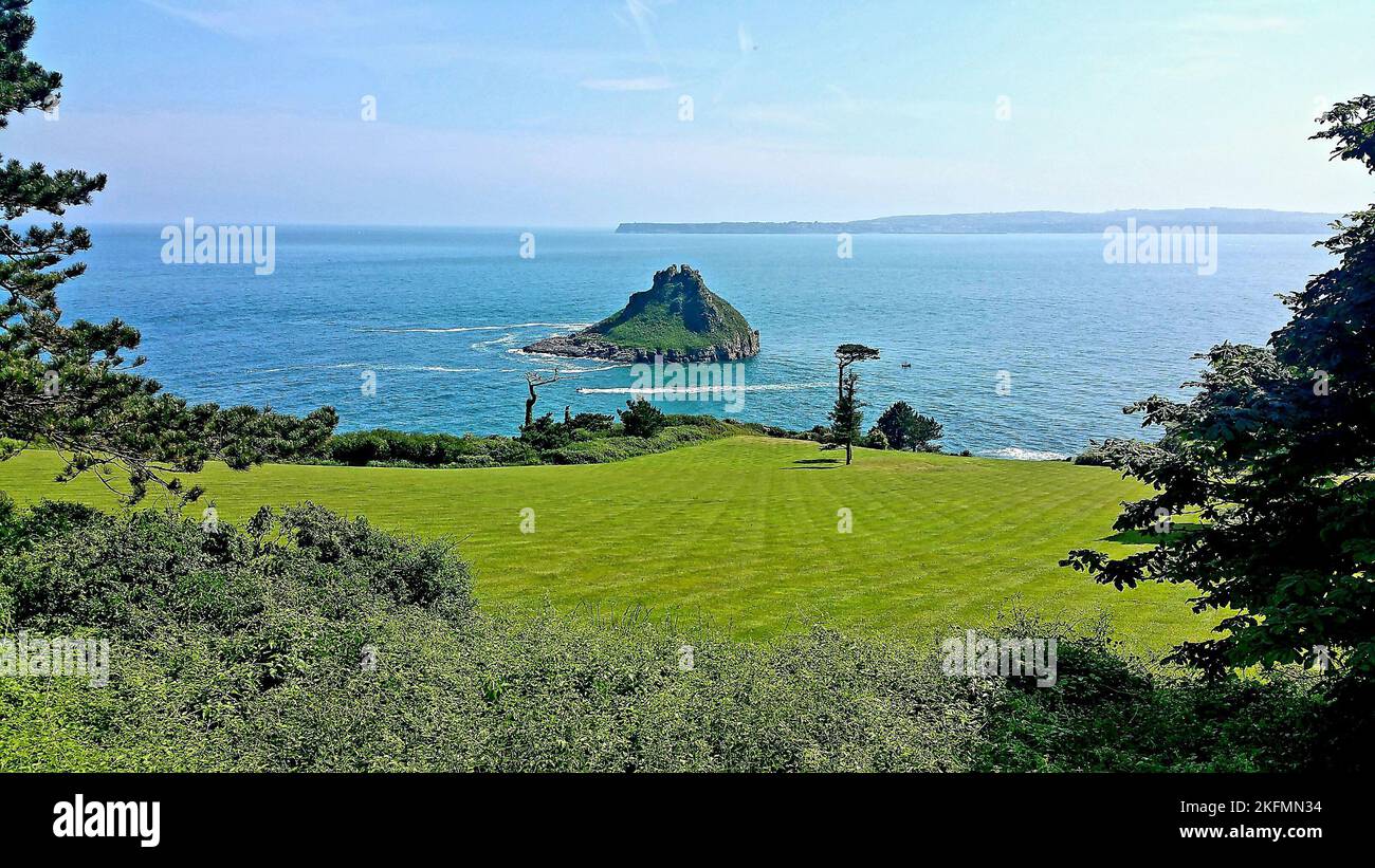A beautiful landscape scene of the Thatcher Rock in Torquay, Uk Stock ...