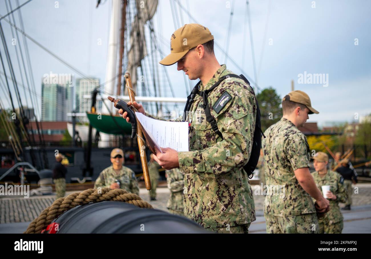 BOSTON (Sept. 27, 2022) U.S. Navy petty officers first class, selected ...