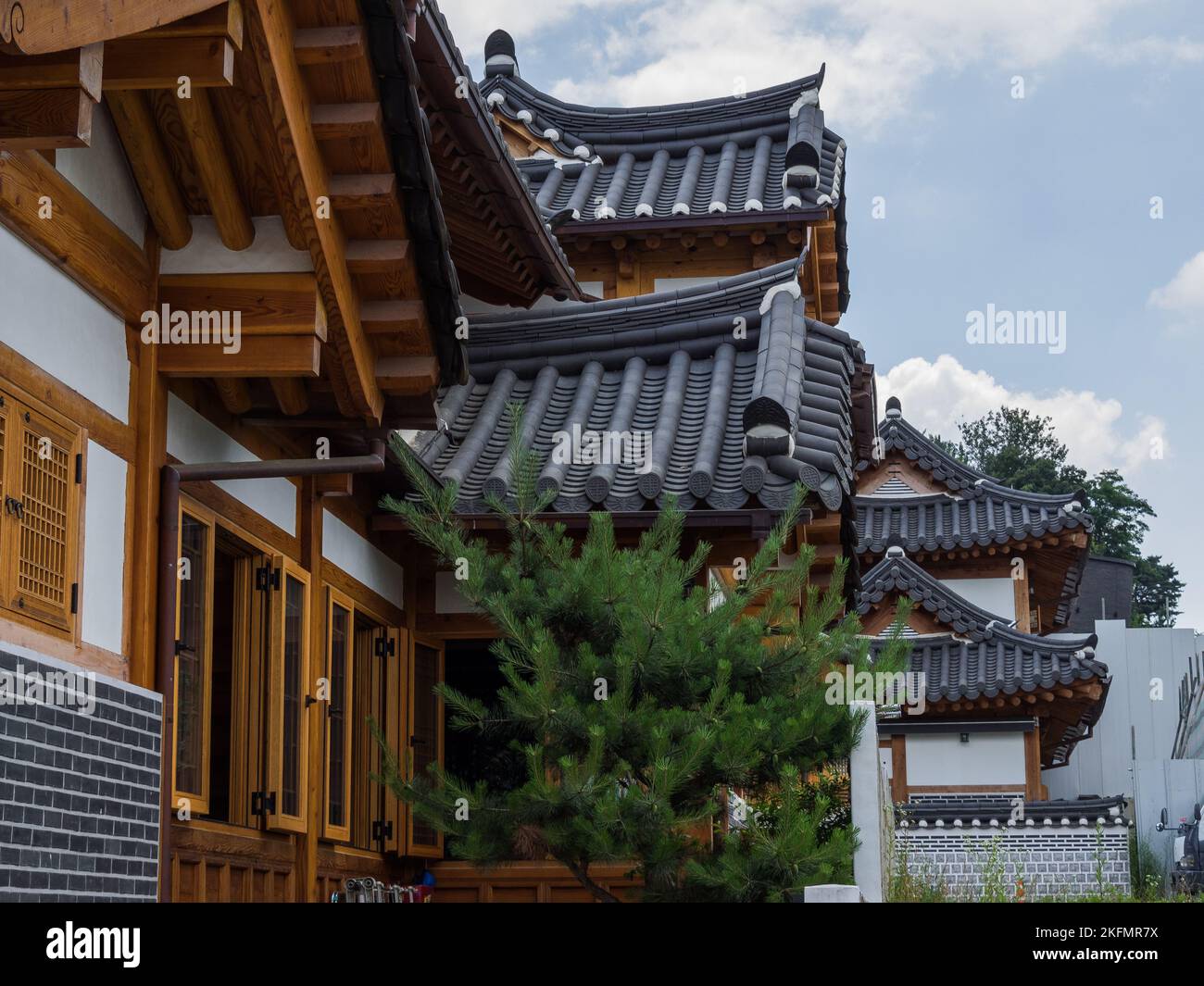 Eunpyeong hanok village hi-res stock photography and images - Alamy