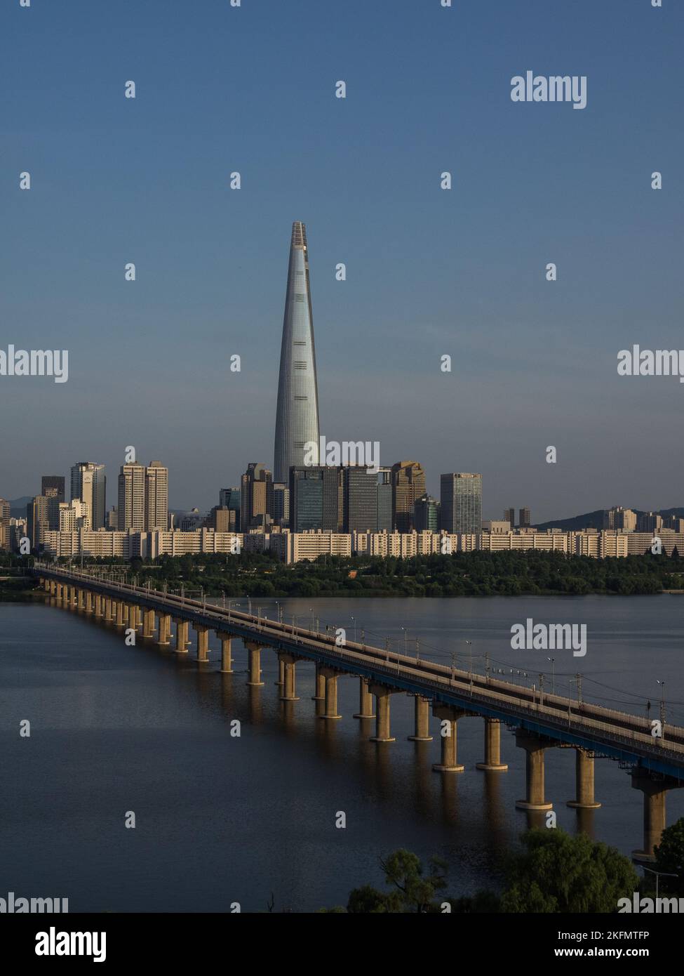Seoul, South Korea - July.2.2021: The riverside view from sky park in ...