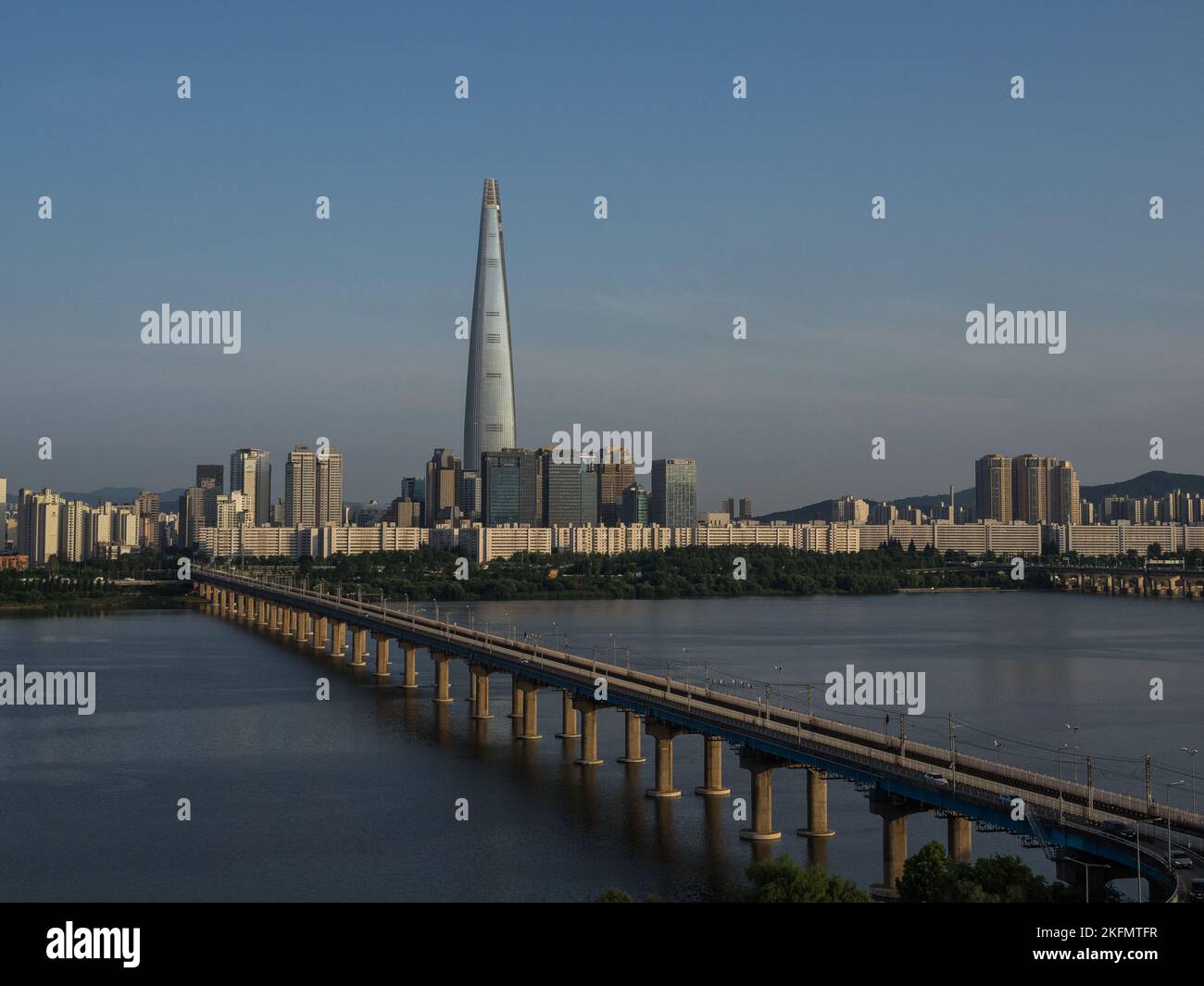 Seoul, South Korea - July.2.2021: The riverside view from sky park in ...