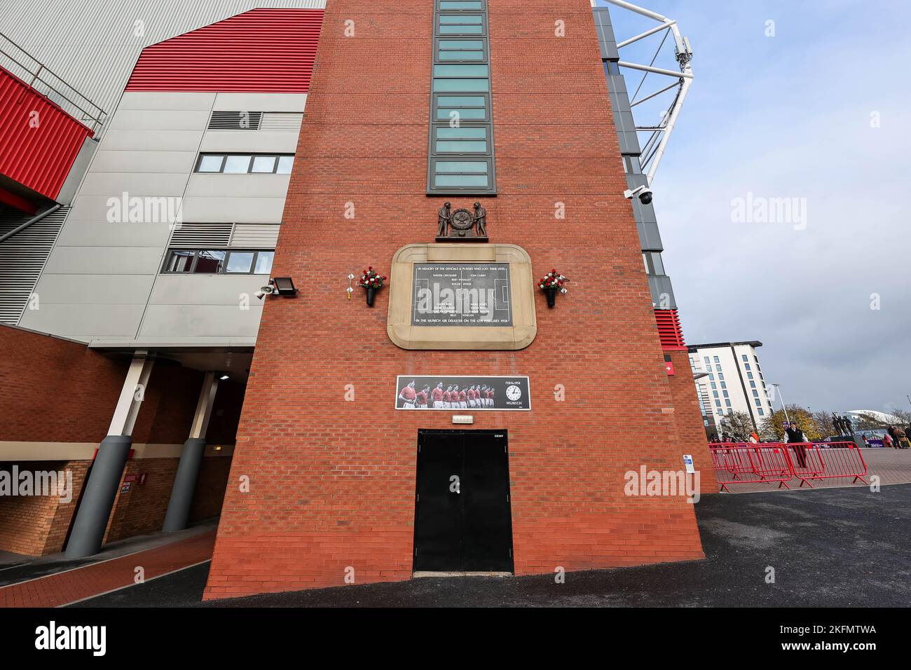 Manchester, UK. 19th Nov, 2022. General view outside Old Trafford ahead ...