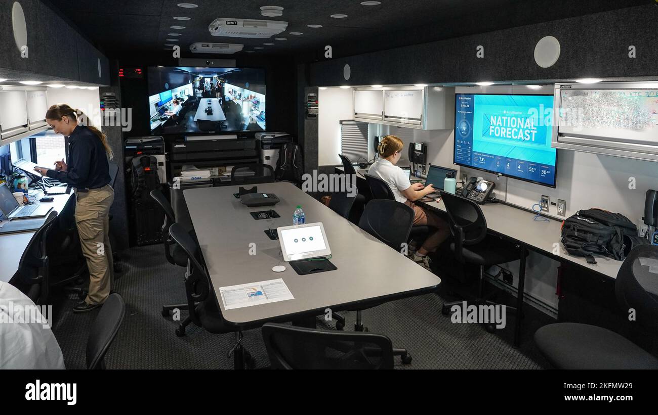 Tallahassee, FL, September 27, 2022 - FEMA Mobile Emergency Response ...