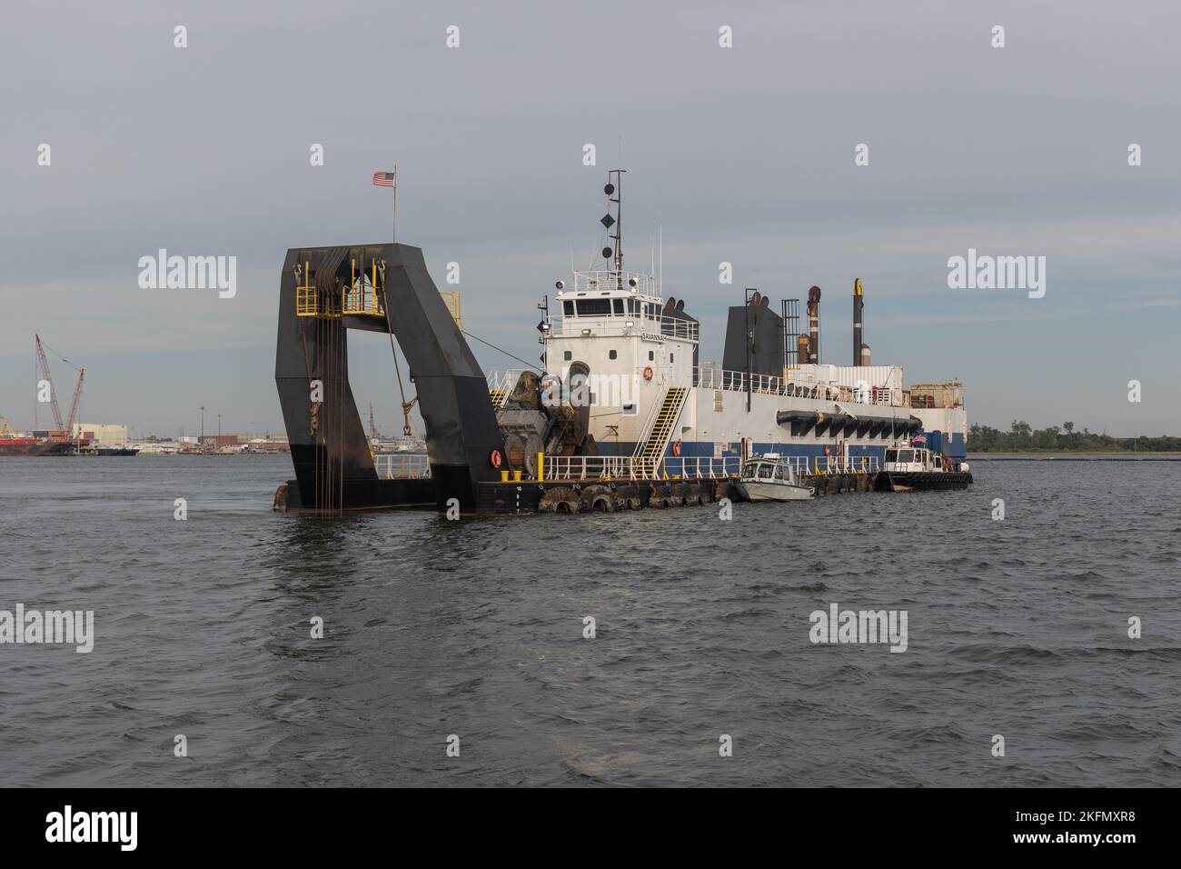 Port of savannah dredge hi-res stock photography and images - Alamy