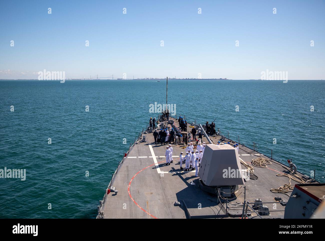 NAVAL STATION ROTA, Spain (Sept. 27, 2022) The Arleigh Burke-class ...