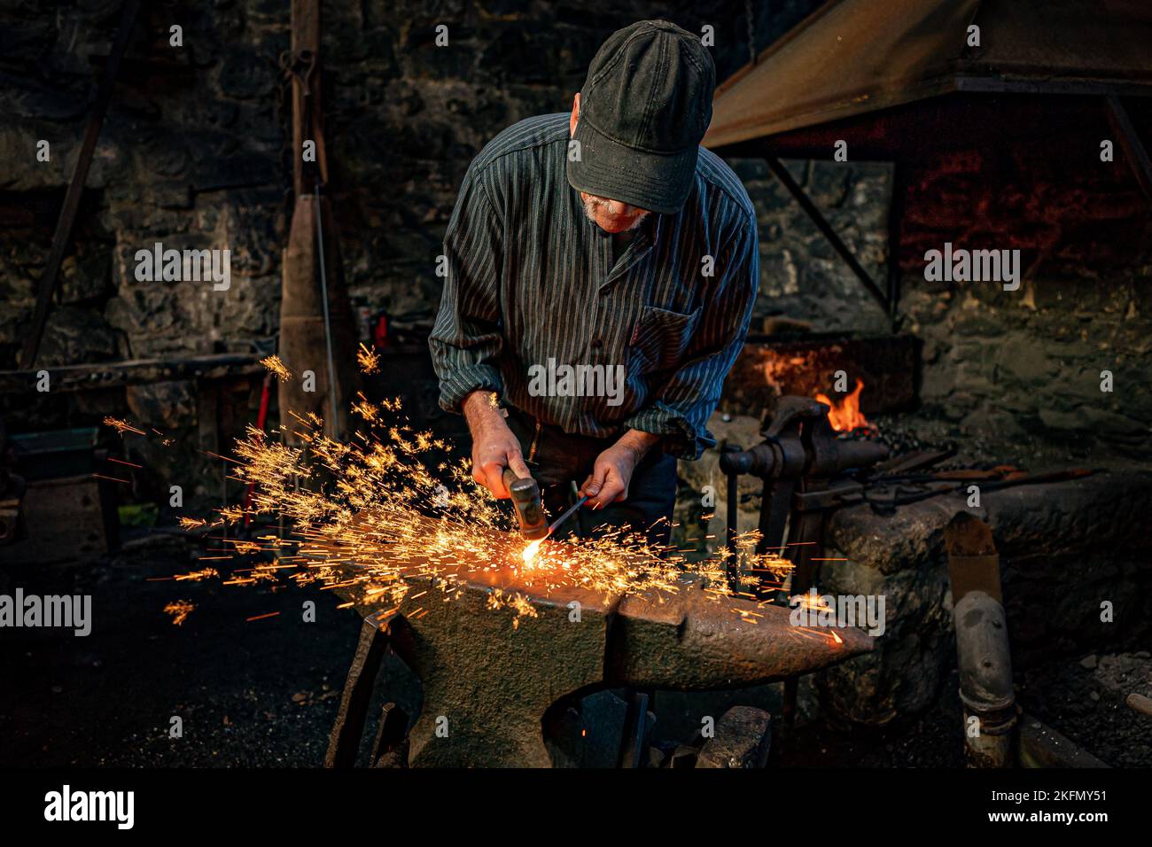 Blacksmiths lphli hi-res stock photography and images - Alamy