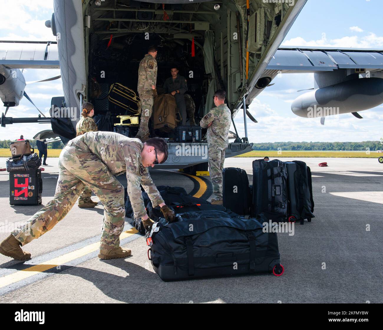Airmen with the 1st Special Operations Wing, Hurlburt Field, Florida ...