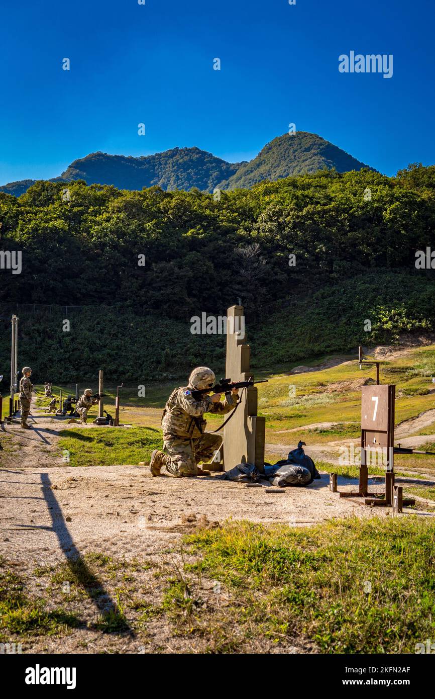 Soldiers and Katusa's conduct an M4 range on Camp Yongsan-Casey ...
