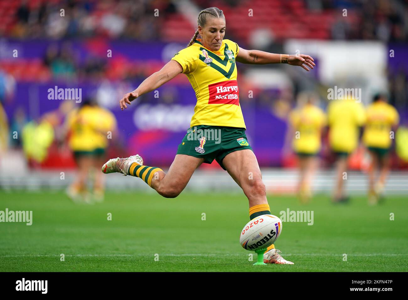 Australia's Ali Brigginshaw scores a conversion from the first try ...