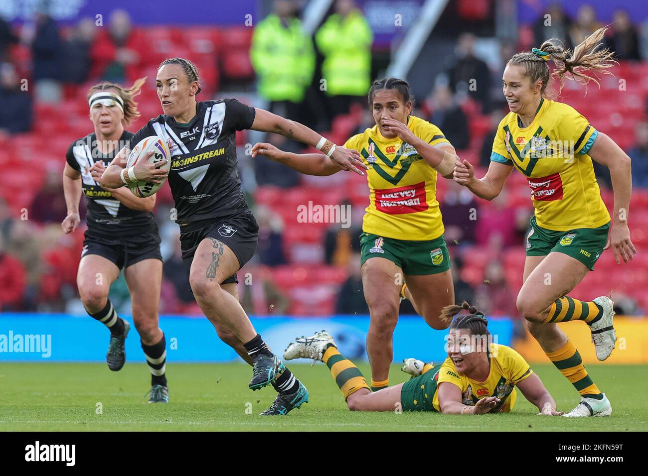 Manchester, UK. 19th Nov, 2022. Krystal Rota of New Zealand on the ...
