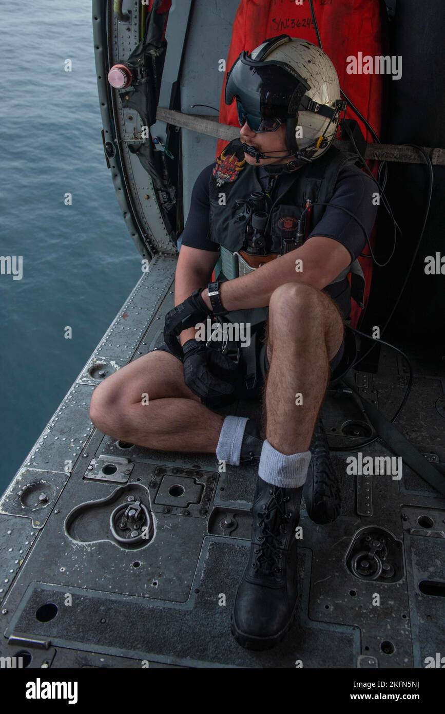 220928-N-LI114-1142 WATERS EAST OF THE KOREAN PENINSULA (Sept. 28, 2022 ...