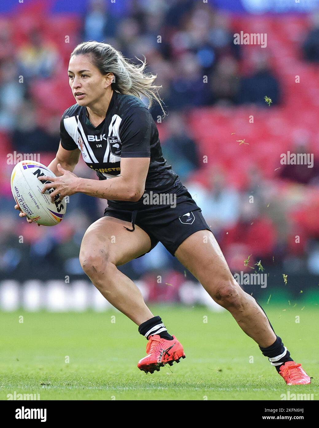 Manchester, UK. 19th Nov, 2022. Apii Nicholls of New Zealand runs with ...