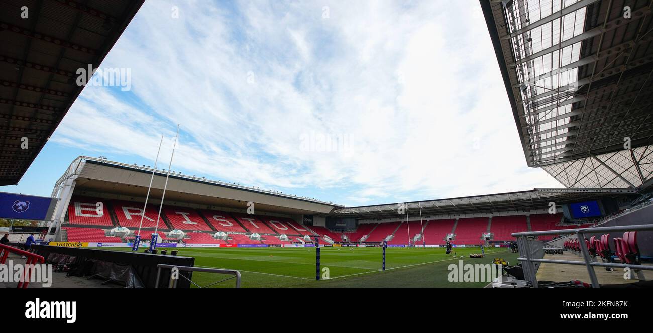 Bristol, UK. 03rd July, 2022. Bristol, England, November 19th 2022: The ...