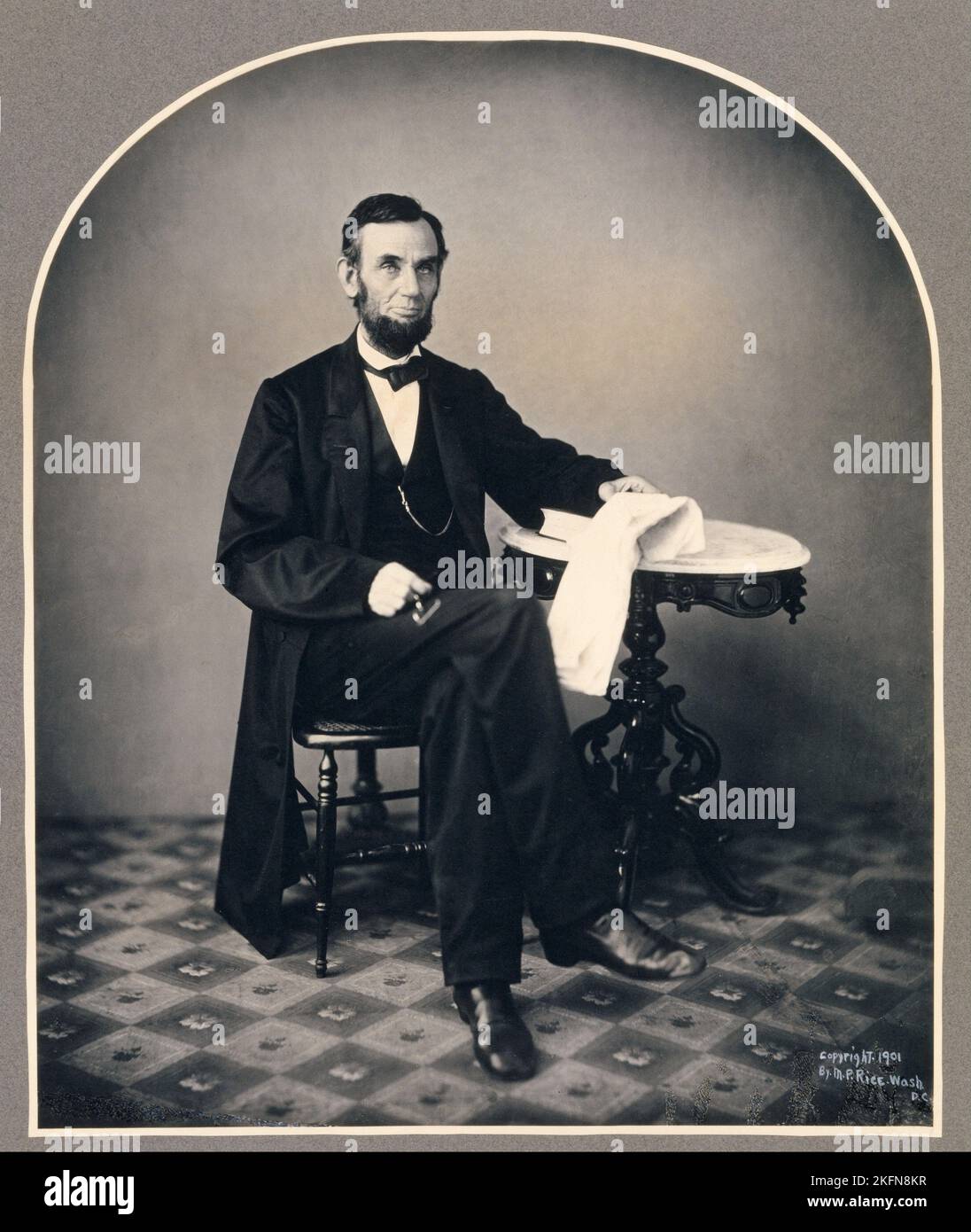 Sitting Abraham Lincoln portrait by Alexander Gardner in 1863, gelatin ...