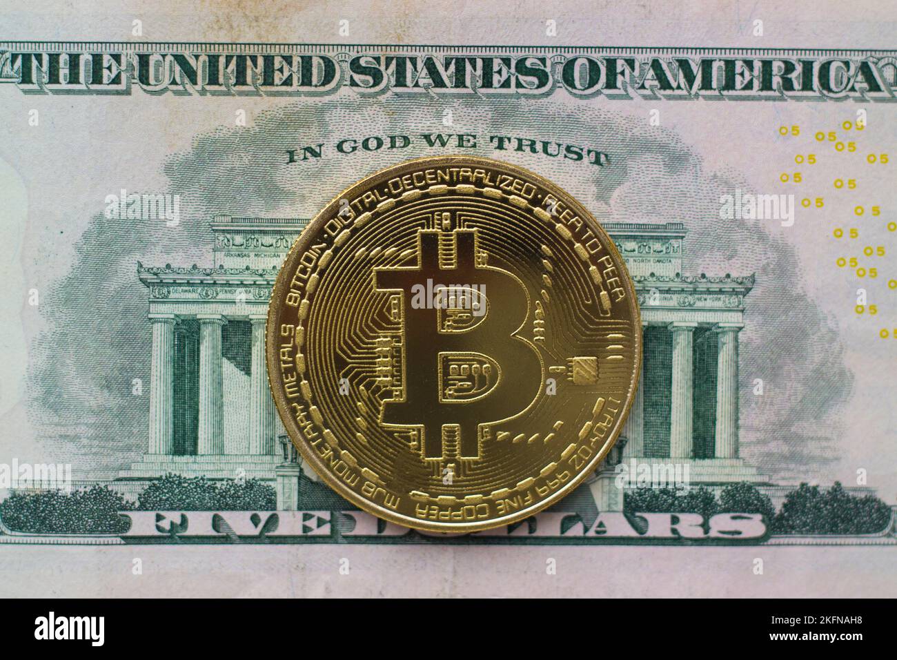 5 dollar banknote hi-res stock photography and images - Alamy