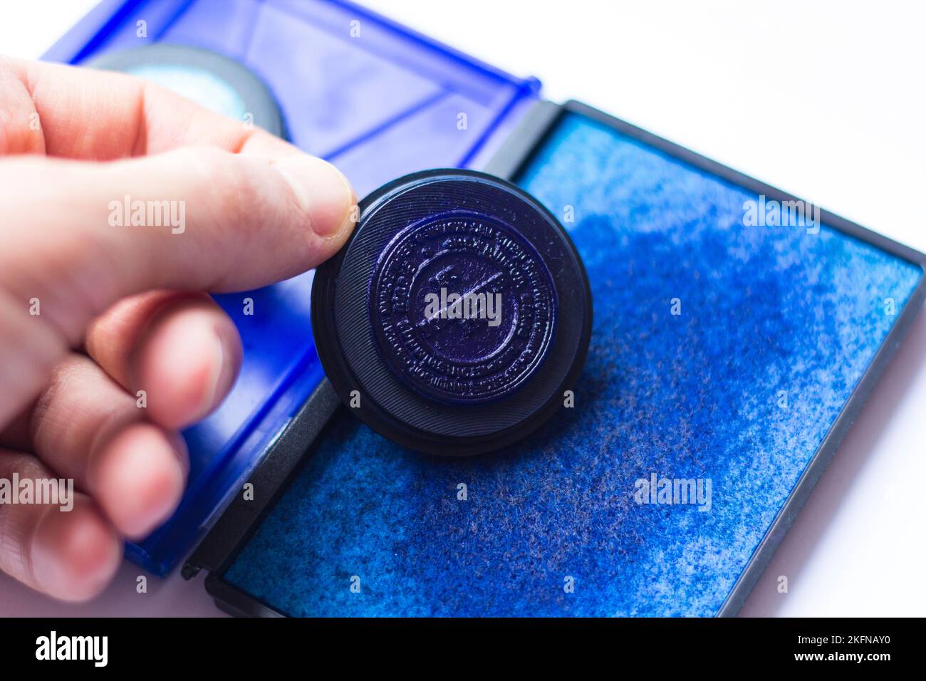 Certificate seal close up hi-res stock photography and images - Alamy